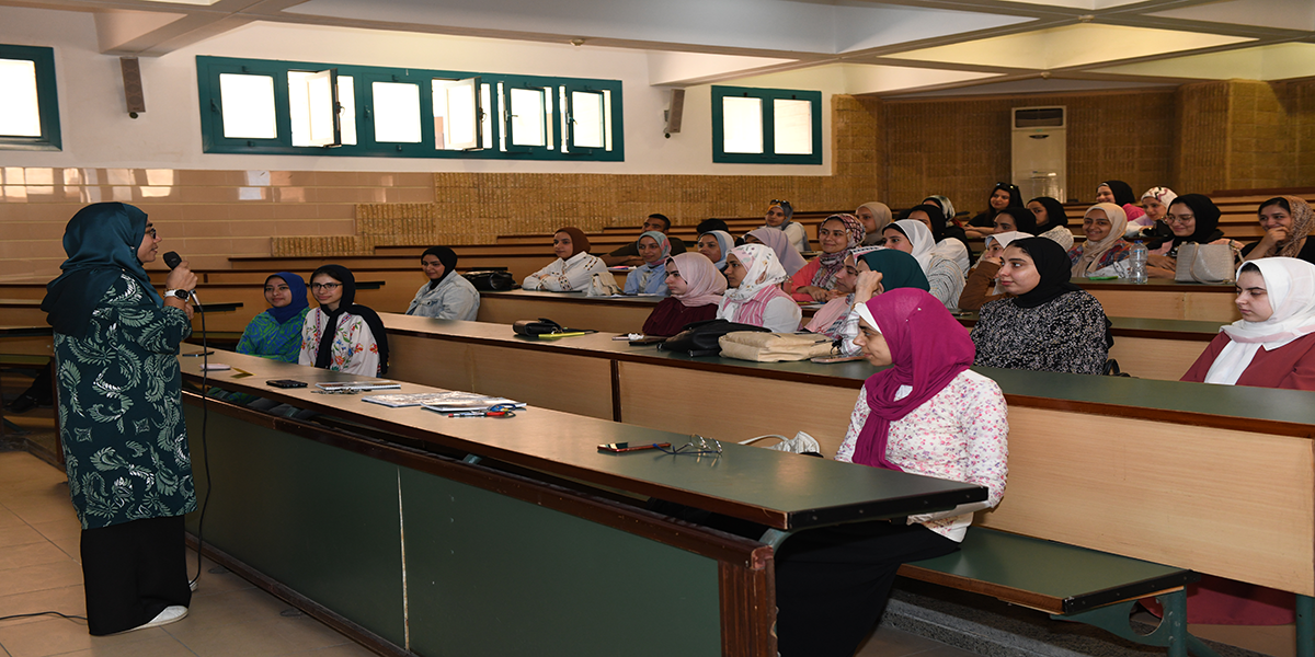 PUA Hosts Dr. Nur Hafzan from USM - Pharos University in Alexandria