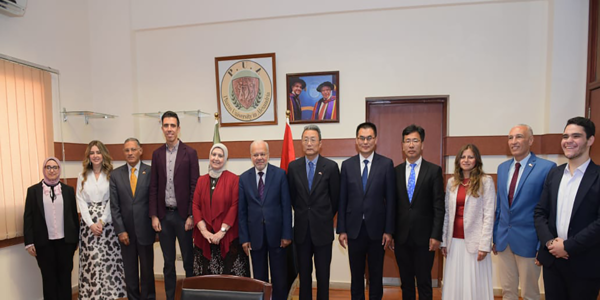 PUA Hosts the Chinese Consul-General - Pharos University in Alexandria